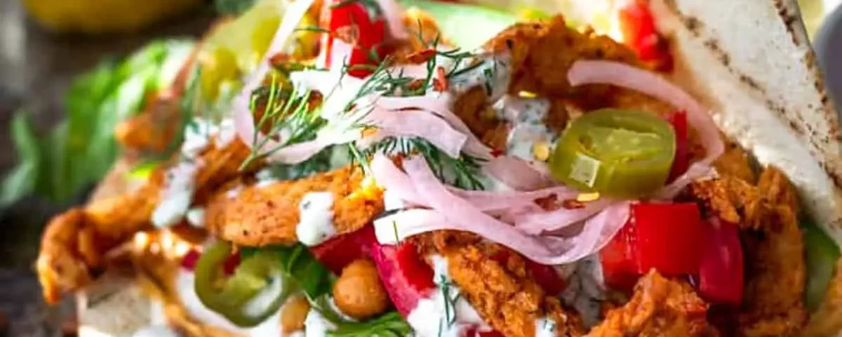 What are some popular toppings or condiments to have with Shawarma ...